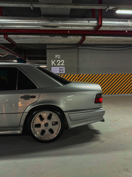 Mercedes w124 E500 volchok