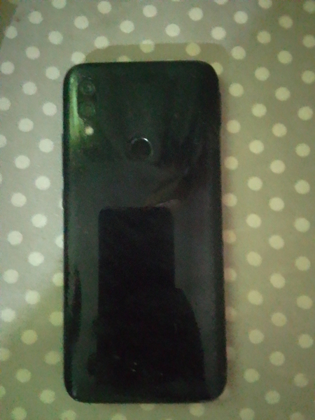 Redmi 7.       500ming
