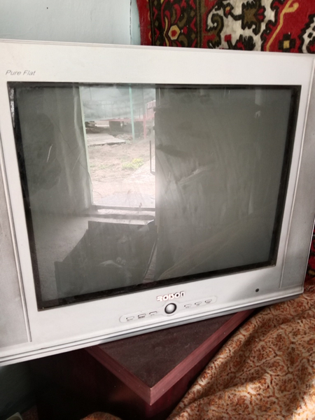 Продаю телевизор ройсон