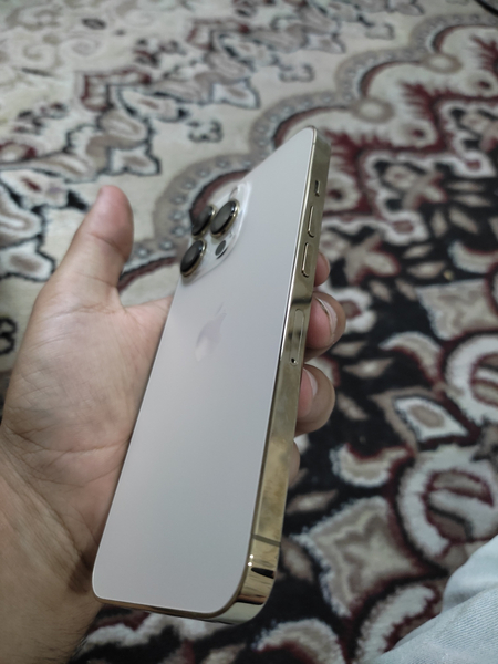 iPhone 13 Pro Sotiladi