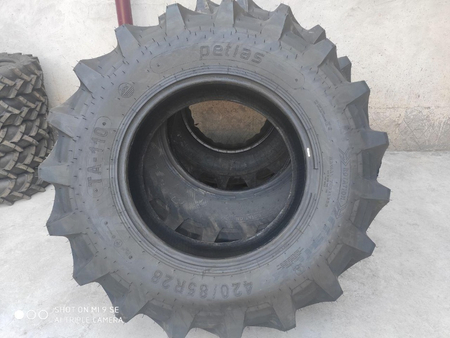 Traktor balon (Petlas)