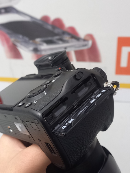 Sony alpha 7 R III