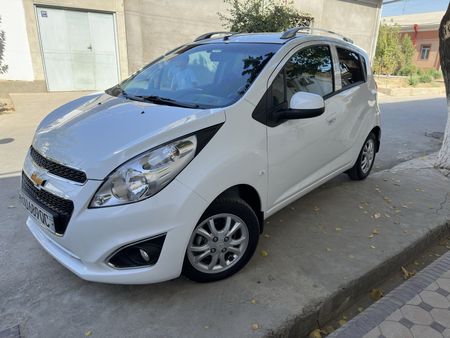 Arenda varyant Spark 4 aftomat 2022 yil 9000 km kraska toza