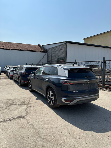 Volkswagen ID 6Cross pro  2022 ,7 kishilik