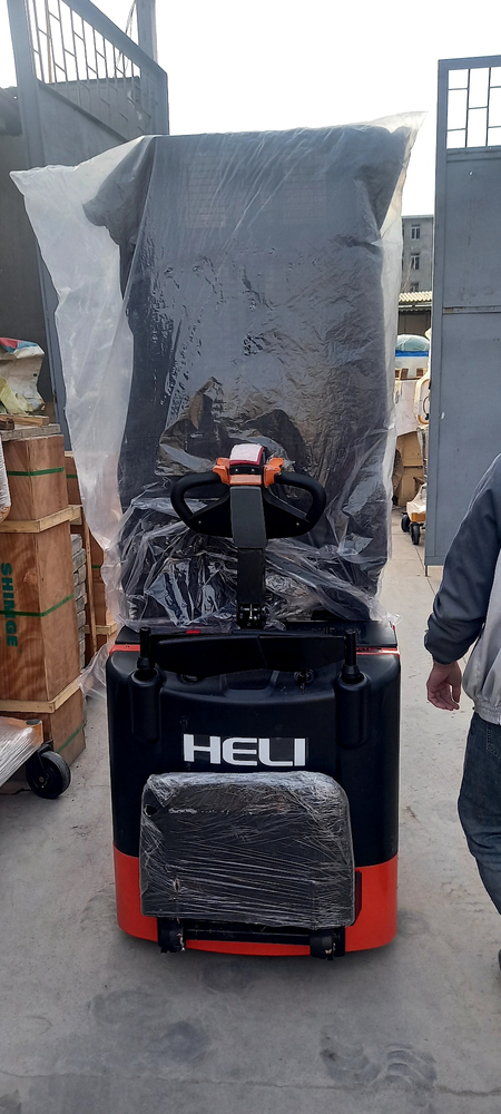 Heli штабелер самоходный електричиский Heli Elektrichiski shtabeler
