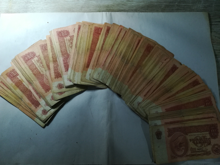 Продам разные монеты, купюры