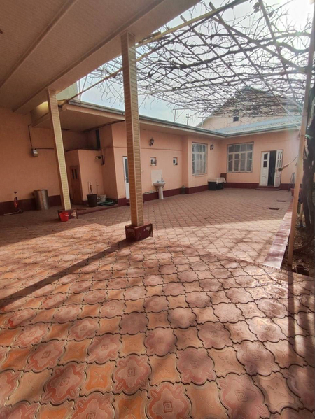 Дом 5 комнат. 3 сотки. Фасад 30 метров. Мирабадский район