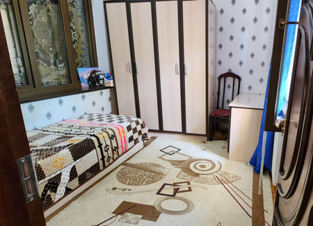 Yunusobod sentrda 6 sotih uy SOTILADI 300.000