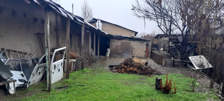 Hovli uy sotiladi 6