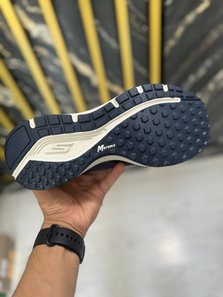 Кроссовки Skechers