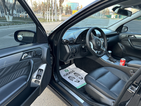 Mercedes w203 yili 2004 sotiladi yoki arendaga beriladi narxi 17.000