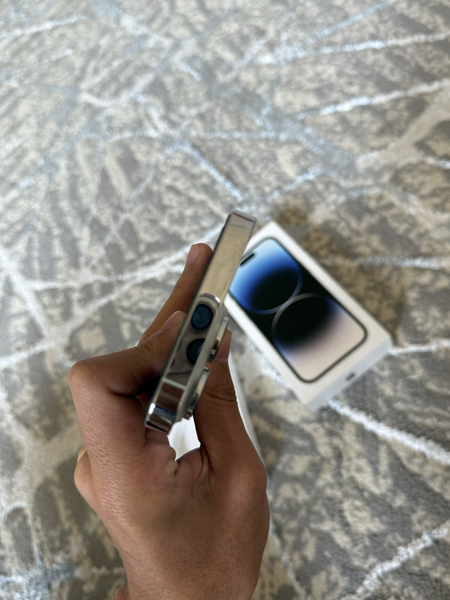 Iphone 14 pro sim karta