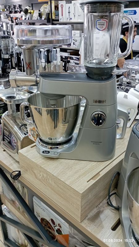 кухонная машина  KENWOOD Titanium CHEF XL