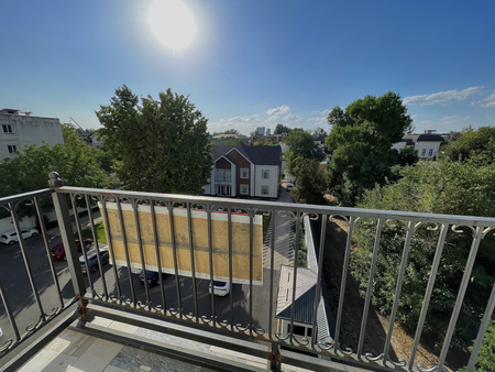 Просторная 2-комн. квартира с 2 балконами, 71м², Луначарский