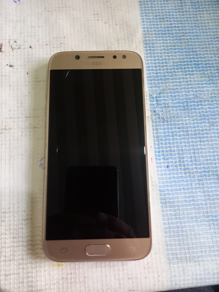 Samsung j5 zapchas ekran singan