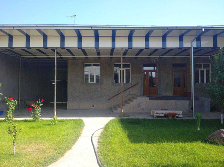 Срочно продаётся дом в районе Хасанбай