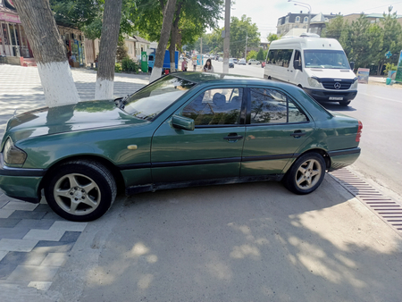 Продам Mercedes Benz c180
