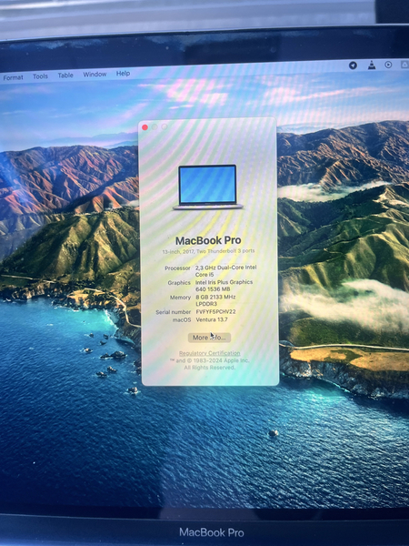 Macbook pro 2017 core i5 13 dyum 8/128