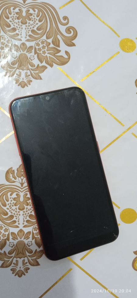 Samsung a01 satiladi