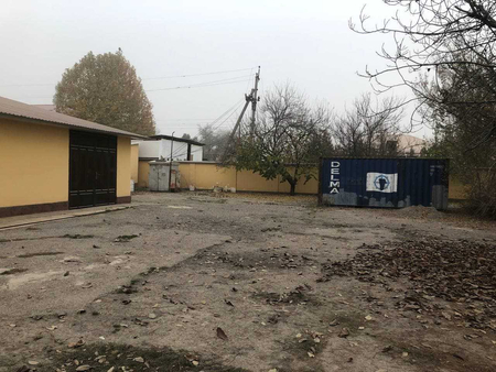 Производственный цех и территория