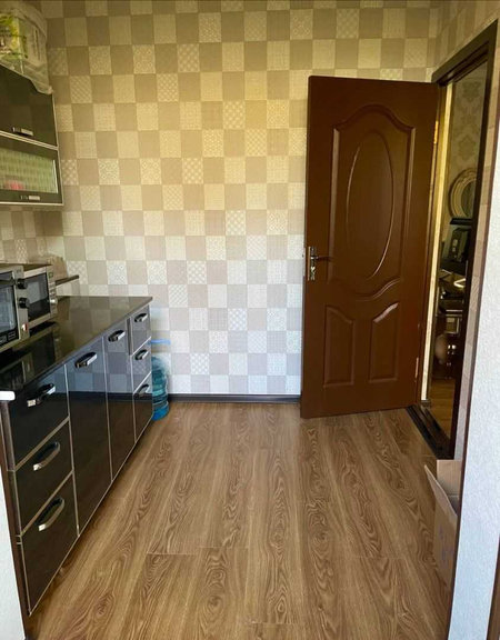 Улица Ахмада Дониша 11-квартал Трехкомнатная квартира Юнусабад (J3393)