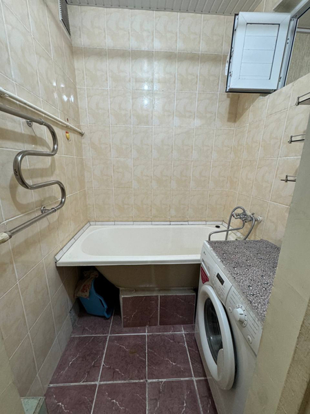 Срочно продам квартиру  2/4/5 кирпич с мебелью и техникой