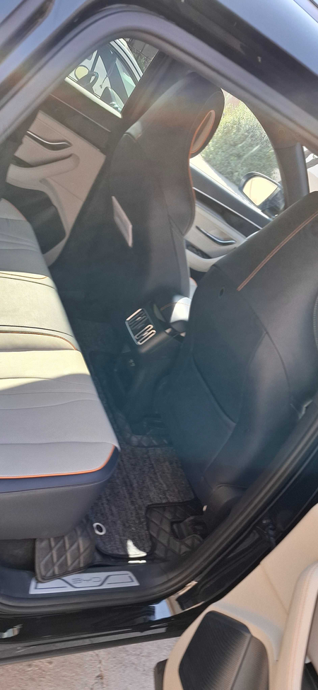BYD Song plus Gibrit