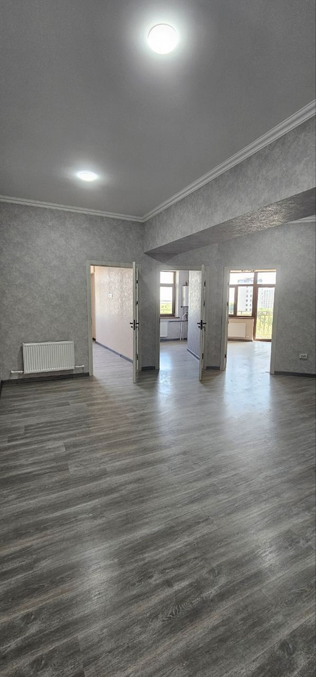 Буюк Ипак юли3/8/10 М.Горький .Буз базар .кирпич кадастр\\n8, 9 эт