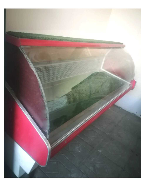 Veterinar Sotiladi!