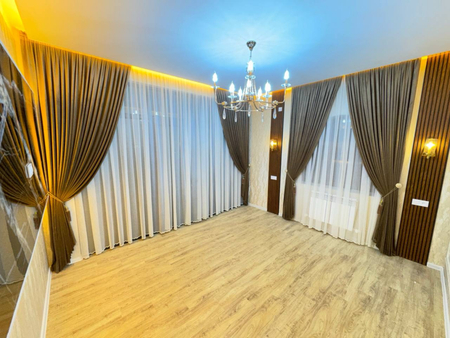 Срочно продается 3х- ком квартира. Новострока Микрорайон.