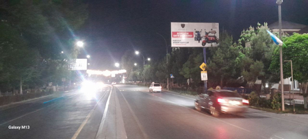 Qo'qonda bilbord reklamalar Реклама билбордах на Куканд
