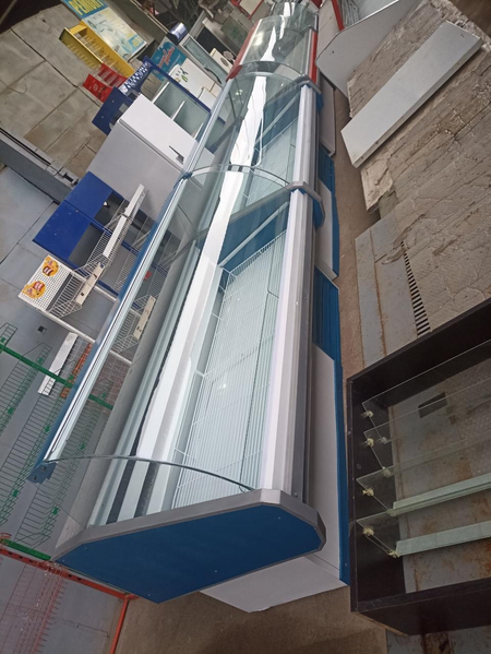 Vitrena xaladelnik