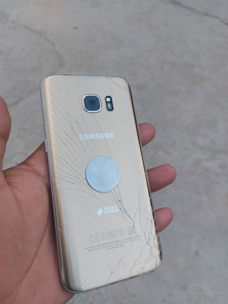 Galaxy s7 edge sotiladi