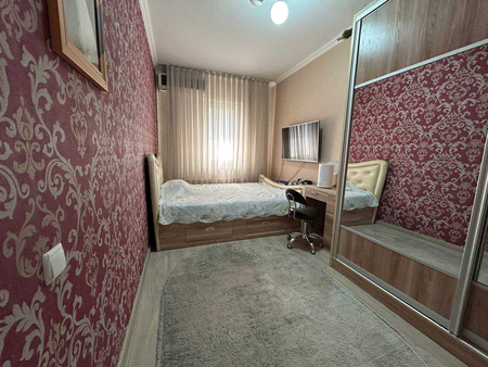 Продается 3х Ком Квартира. Ул Афросиаб.Метро Айбек.  K.V