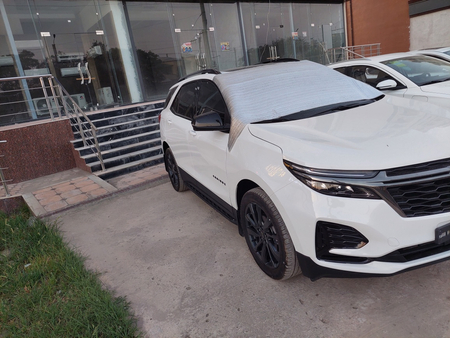 Автомобиль equinox