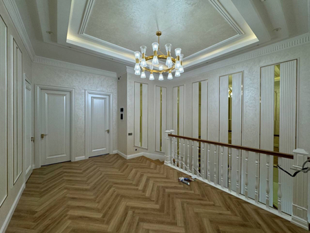 Продается Евро дом Ор-р: центр Лунчарский 450м2