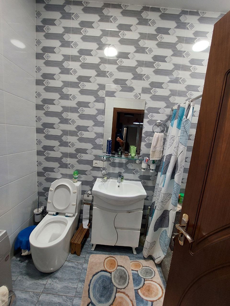 Буюк Ипак Йули 3/1/4 Чайхона Салом новостройка 80м² Мебелью Техникой