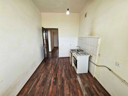 2 xonali 70m² 4-qavat sotiladi