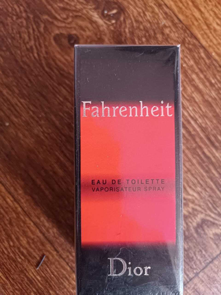 Парфюм Dior Fahrenheit.