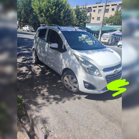Продам spark 2011года