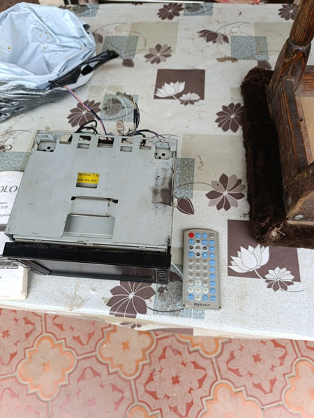Продаётся автомагнитола