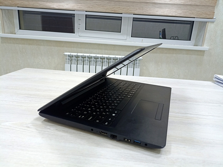Lenovo Ideal xolatda