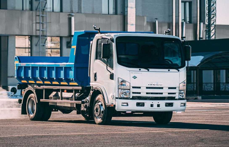 ISUZU NPR82L Самосвал (Метан 4 тн)