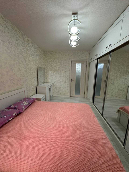 №2910.Сдам 3х-комнатную квартиру Семейной паре.