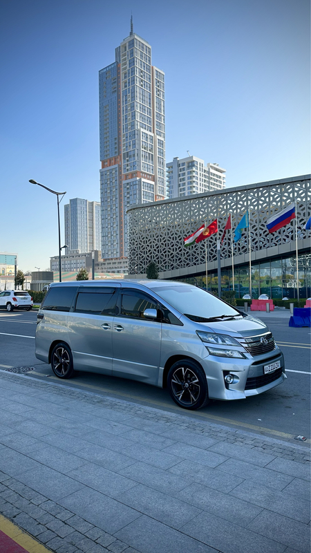 TOYOTA alphard vellfire альфард