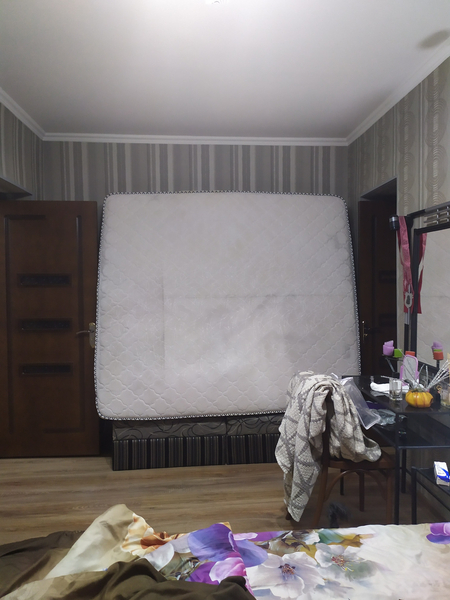 Продается б/у  матрас