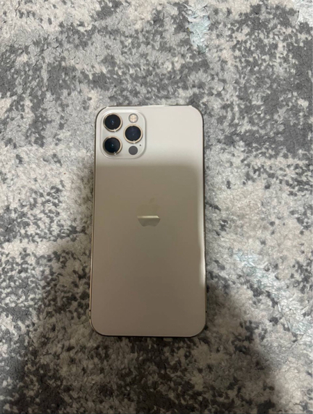 Iphone 12/128 srochna sotiladi