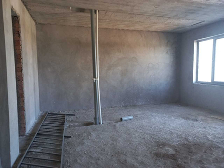 To\\\'ytepa sentrda 2 xonali 58.55 kv.m kavrtira sotiladi.