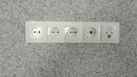 ELEKTRIK.   Elektro montaj ishlarni qilamiz   tez va sifatli  24/7