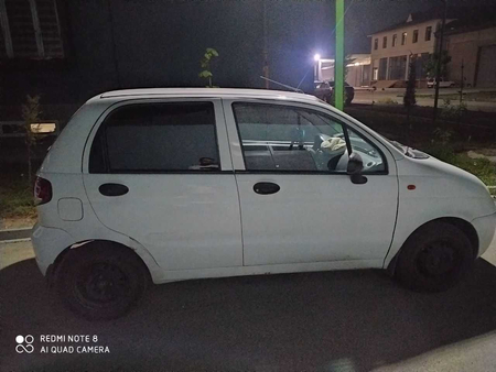 Shevralet matiz oq